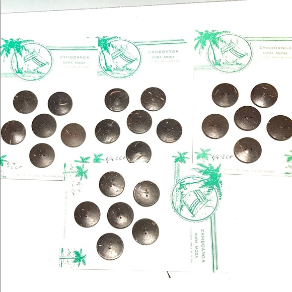 Other | Set Of 4 Coconut Shell Button Cards | Poshmark